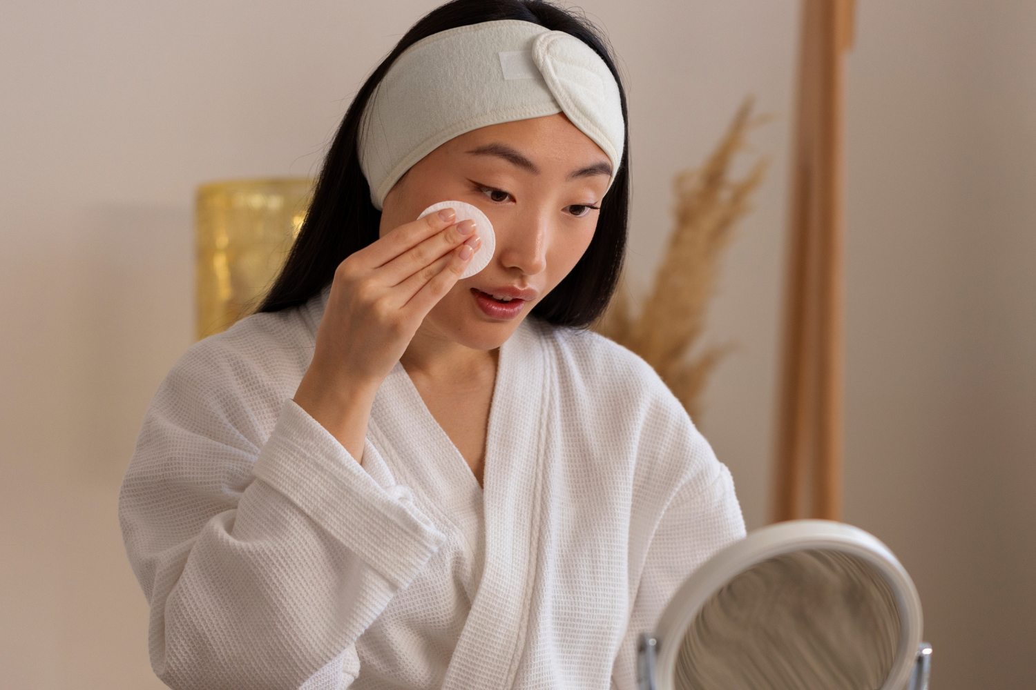 5 Must-Have Japanese Makeup Removers & Cleansers | TODOKU Japan